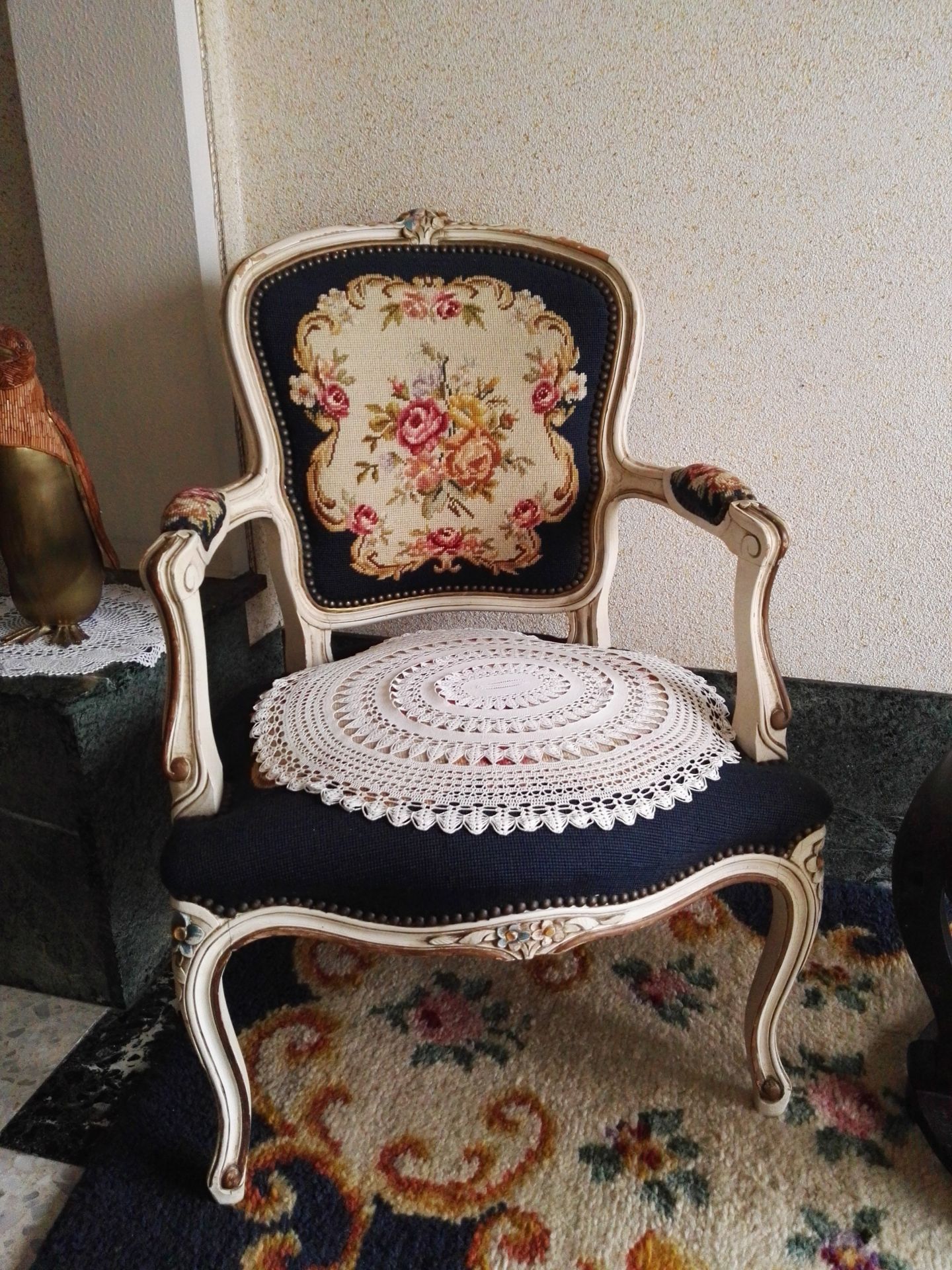Chaise décorative style Louis XV | Demandez une estimation